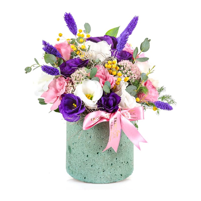 Naive Flower Arrangement I Taze Çiçek