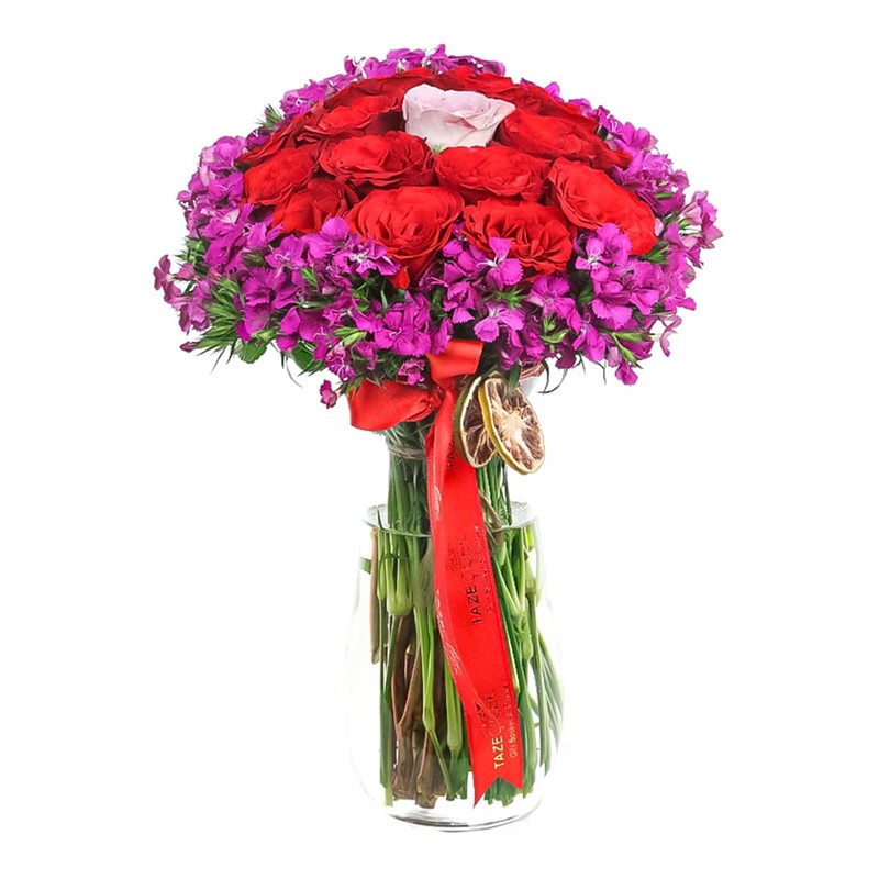 Red Poetry I Taze Çiçek