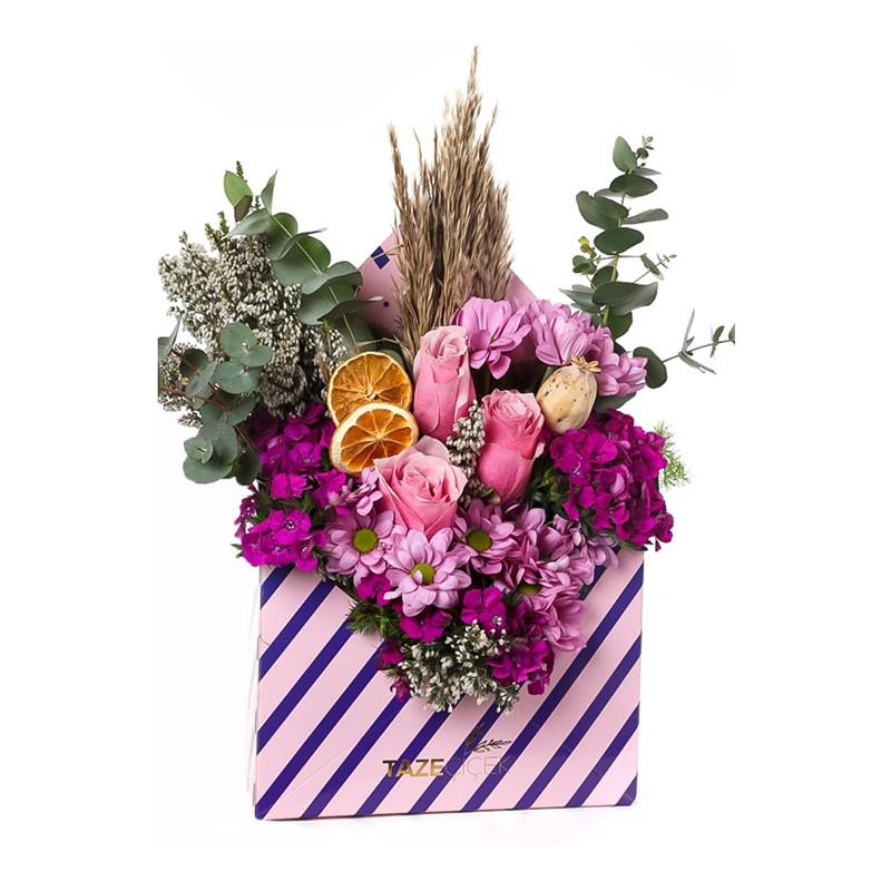 Wildflower Box Arrangement I Taze Çiçek